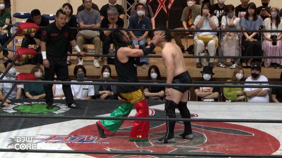 05橋本和樹&永尾颯樹 vs “brother”YASSHI&スペル・シーサー | BJW CORE