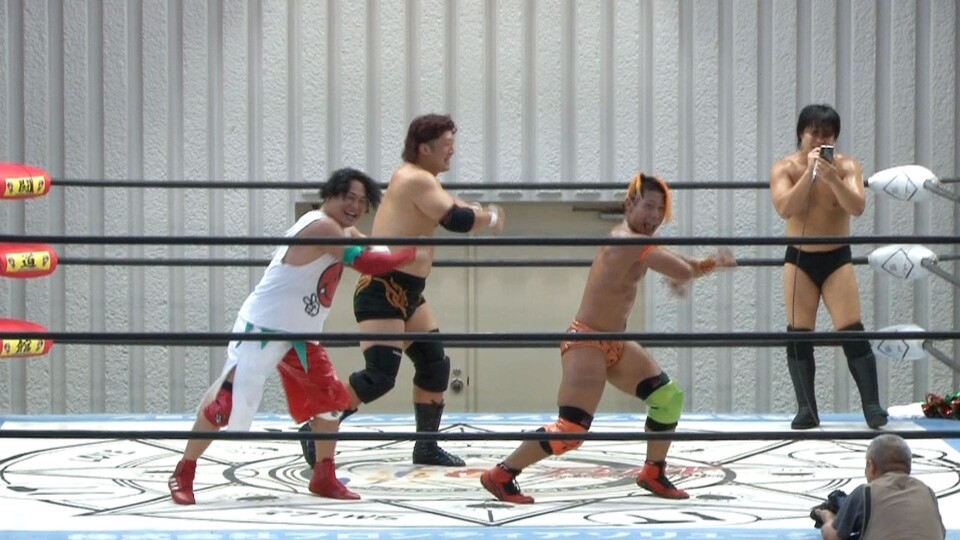 02梶トマト&関札皓太 vs 野村卓矢&中之上靖文 | BJW CORE